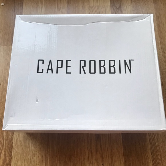 Cape Robbin | Shoes | Cape Robbin Split Side Booties Maple Khaki | Poshmark